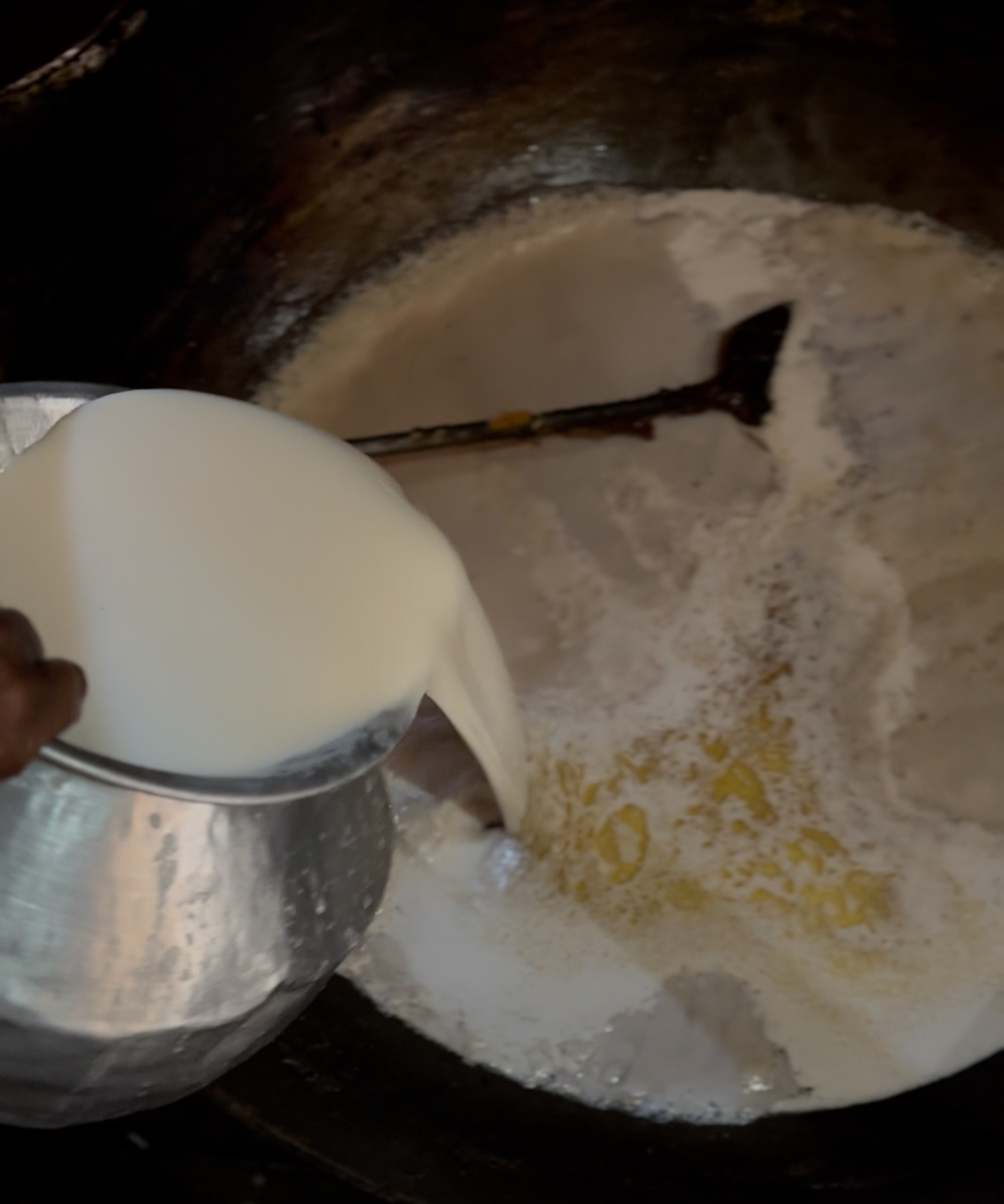 Sellakani Karupatti Thothal & Halwa - Traditional Sweets Shop Website